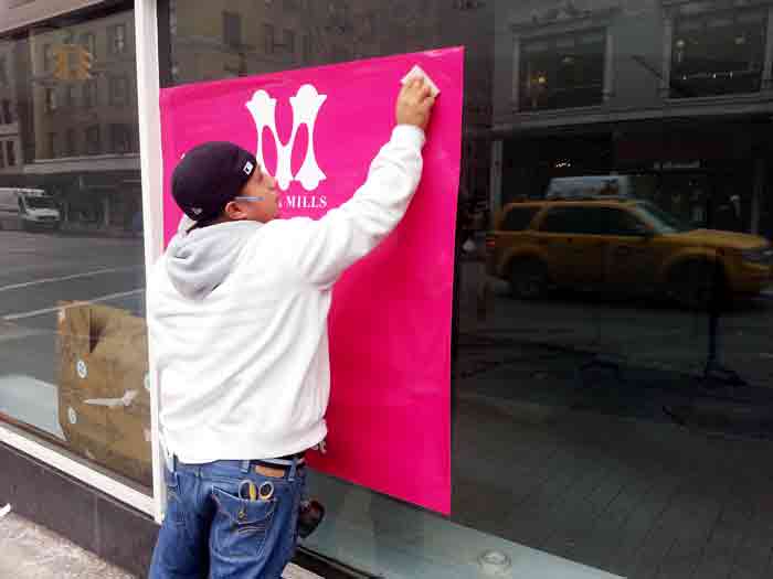 Decal Installation - Vehicle, Windows And Wall Decals Installation | BK ...